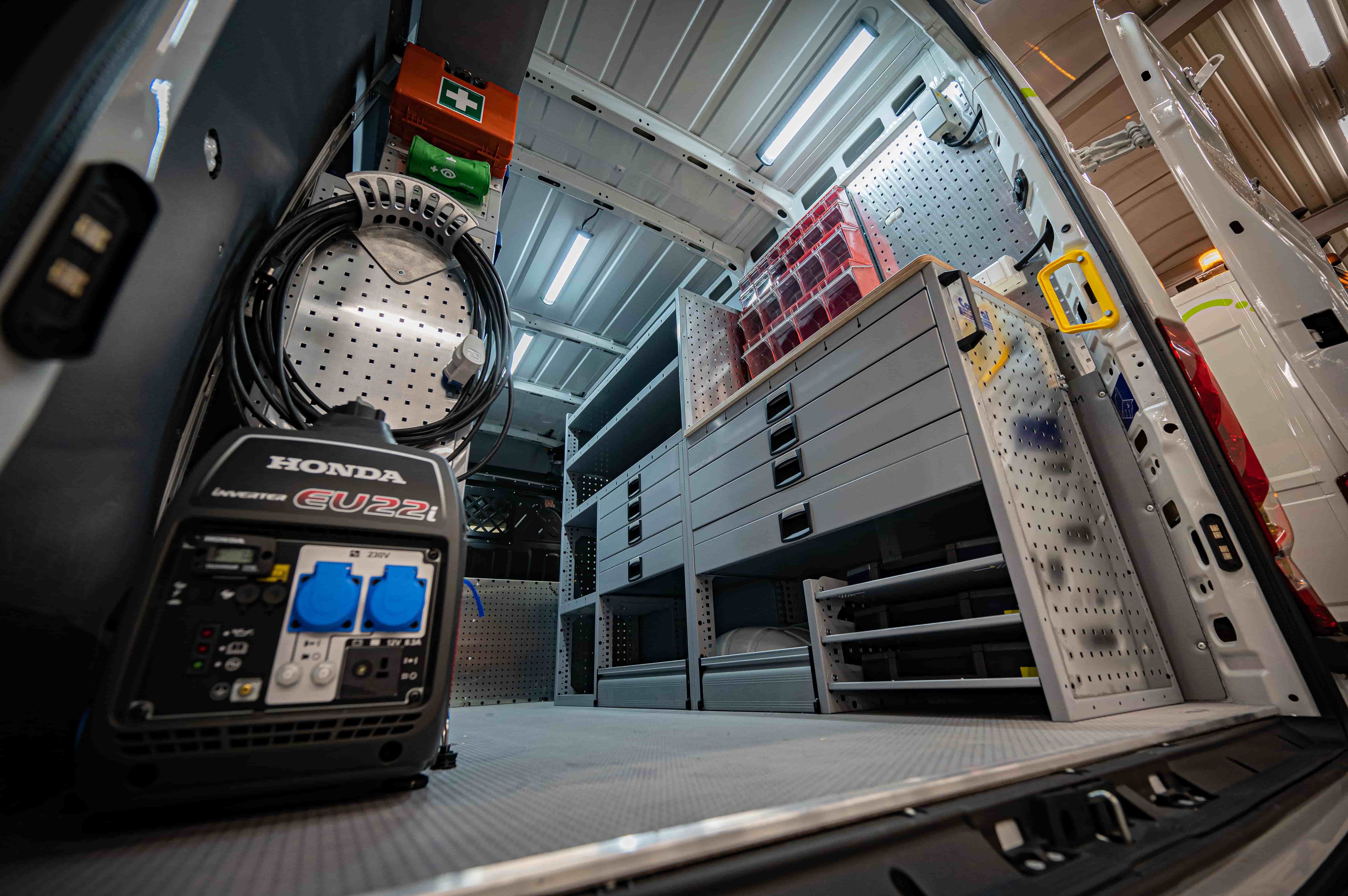 Rekken Heavy Duty | Bedrijfswageninrichting | Carval | Carval